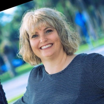 Suzanne Markham's Instagram, Twitter & Facebook on IDCrawl